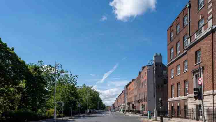 Merrion Square: Dublin’s Georgian Gem and Cultural Hub - Way4I